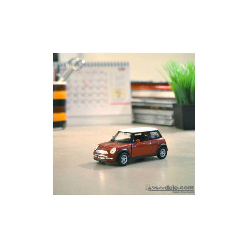 Réplica Mini Cooper a escala